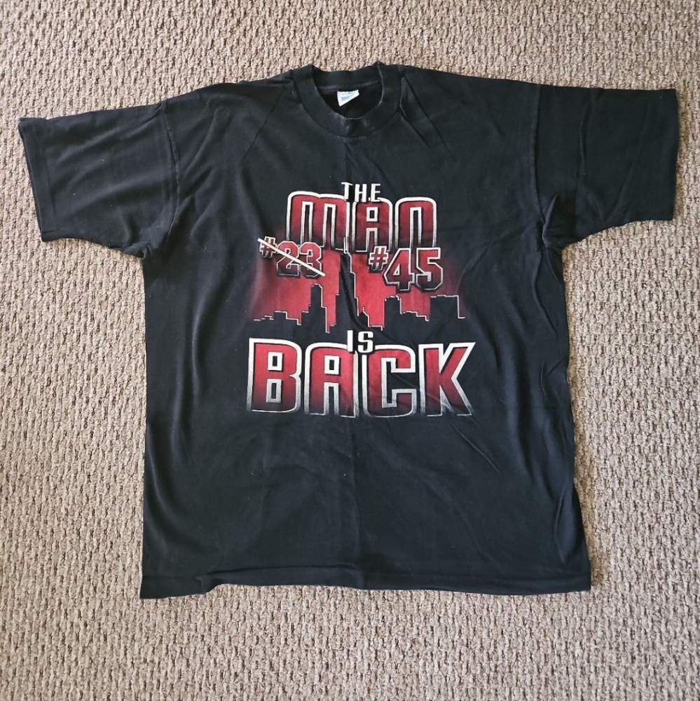 Vintage 90's Salem Michael Jordan "The Man Is Back" T… - Gem